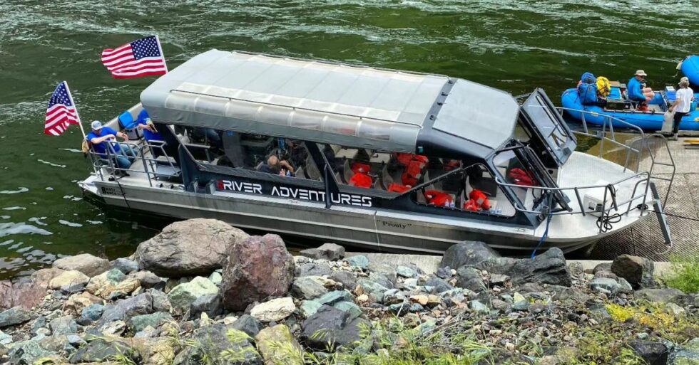 Why Snake River Tours Make for Great Team Building - River Adventures LLC